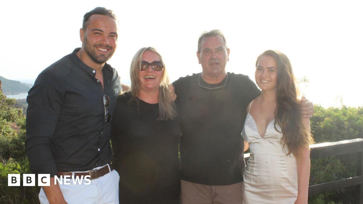 Dragons' Den: Hair Syrup thriving after rejection, says owner - BBC News