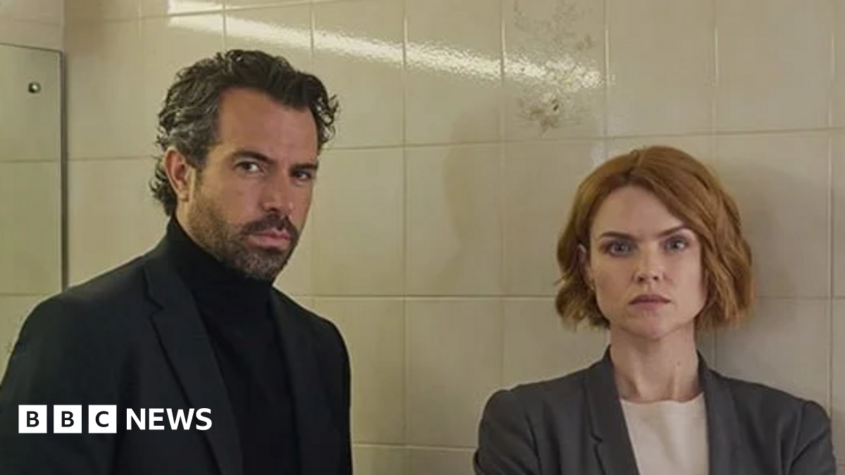 Legal drama Mudtown putting Newport courts in the spotlight - BBC News