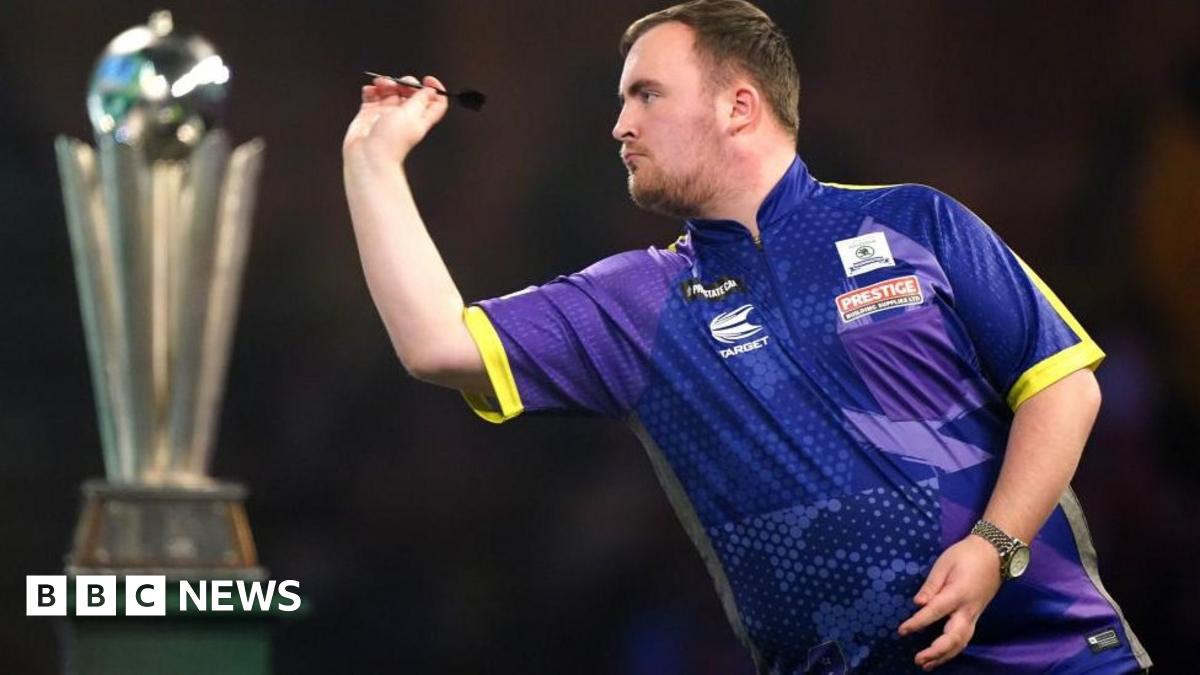 'Luke Littler effect' inspires Great Yarmouth darts players - BBC News