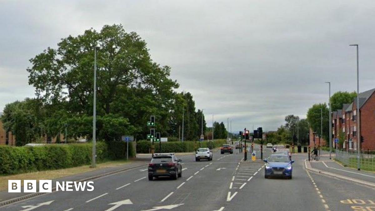 Chester boy, 11, dies after being hit by car near school - BBC News