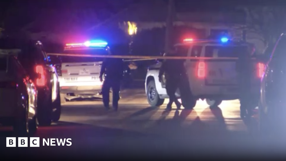 Army vet accused of killing parents and 4 others in Texas shooting ...