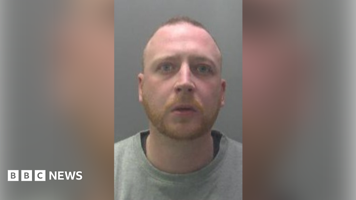 Peterborough drug dealer jailed after £15k stash found in flat - BBC News