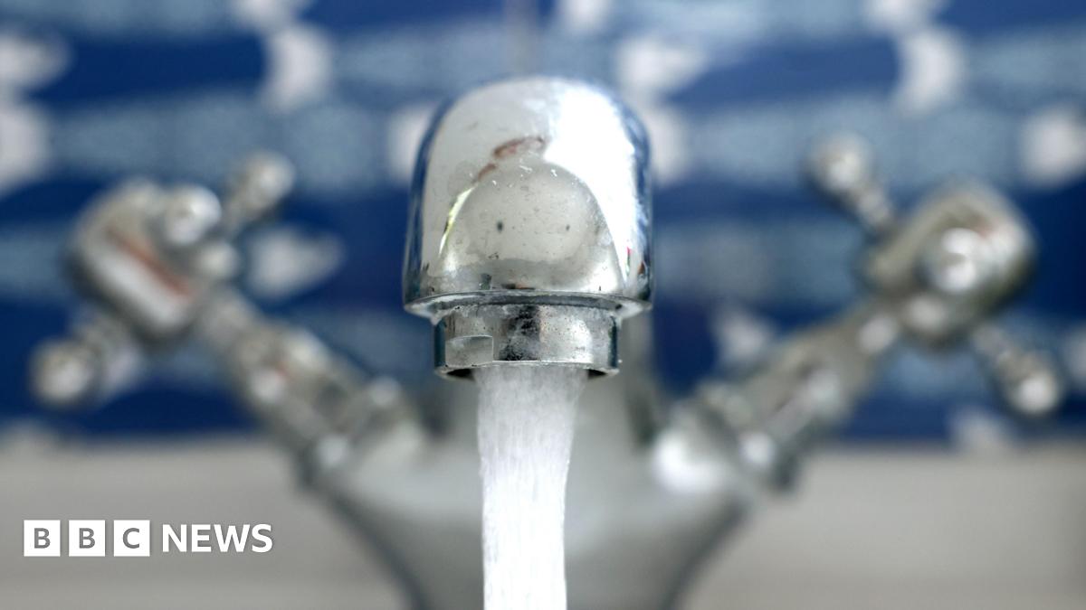 South West Water rated poor by watchdog over complaints - BBC News