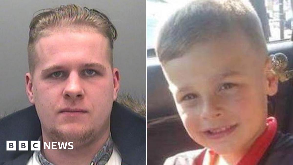 Dean Collins jailed over Joseph Smith's crash death - BBC News