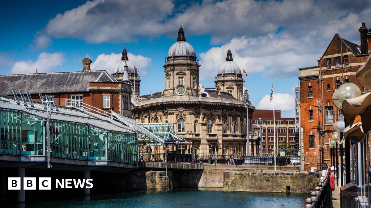 Hull heritage highlighted by multi-lingual online map - BBC News