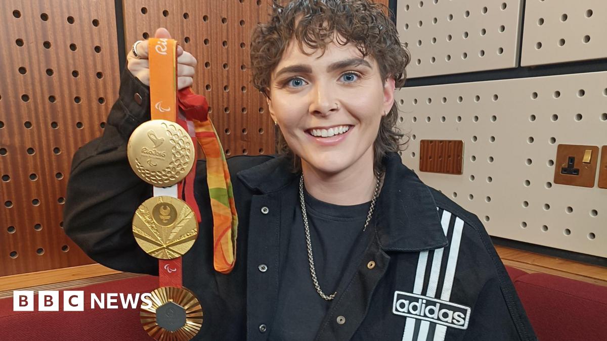 Paralympic rower Lauren Rowles thought she would never be loved - BBC News