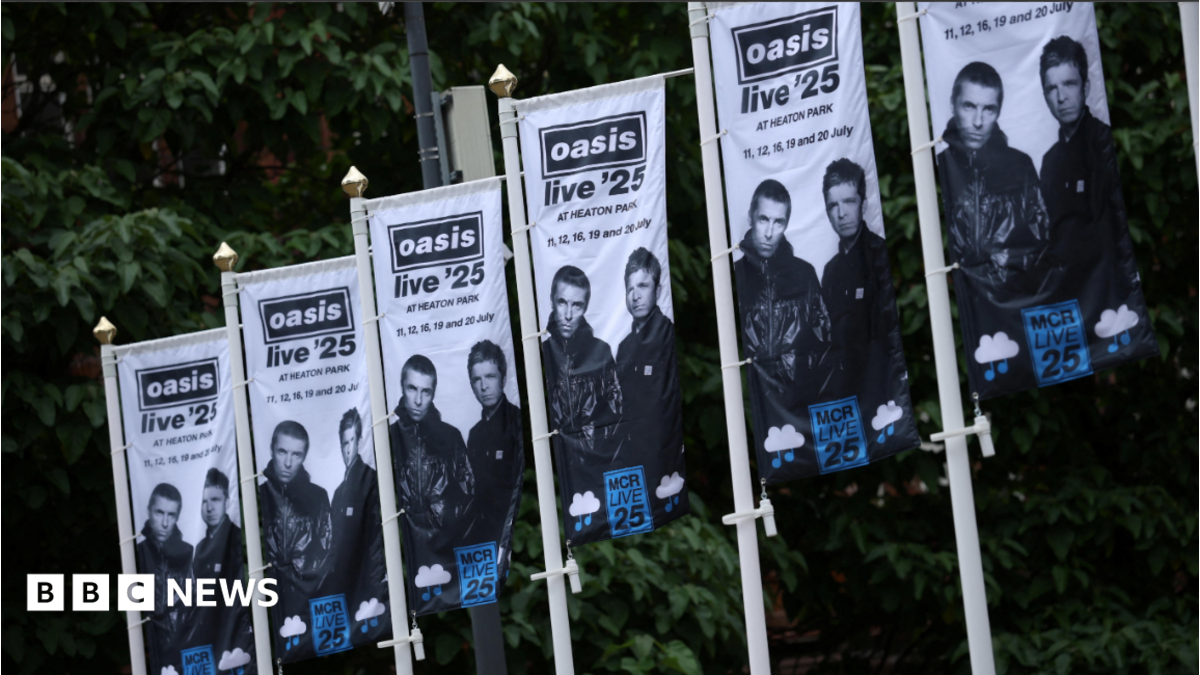 Businesses brace for arrival of 400,000 Oasis fans - BBC News