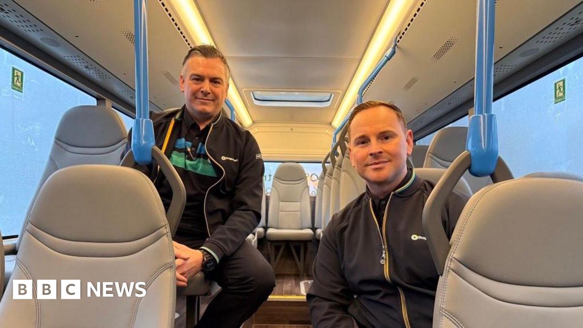 Passengers board Sunderland's first electric-powered buses - BBC News