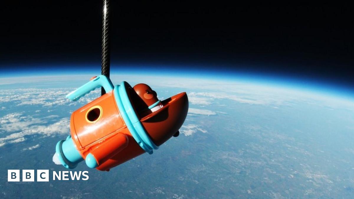 Hey Duggee rocket toy makes cosmic journey - BBC News