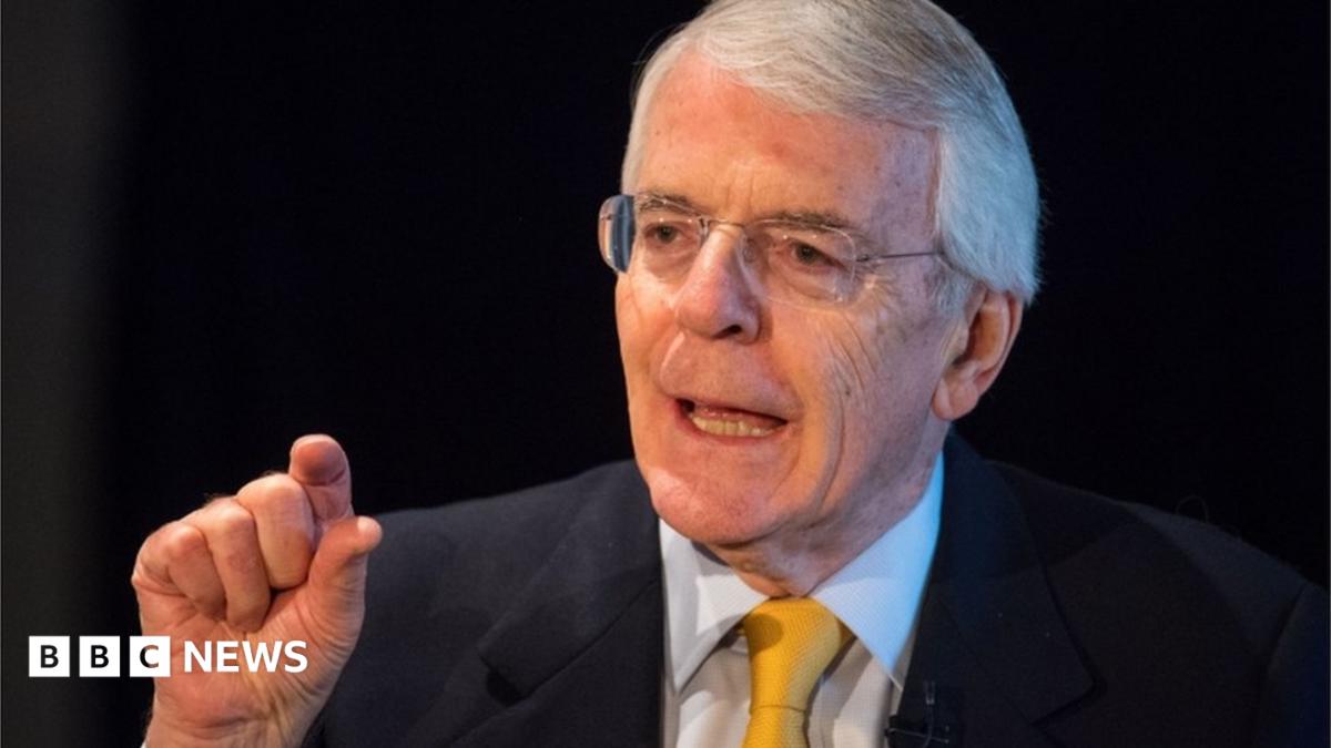 Brexit: John Major says triggering Article 16 would be 'absurd' - BBC News