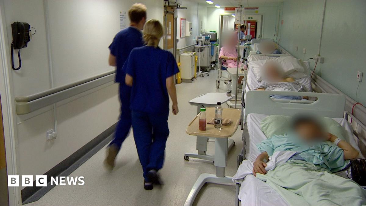 Romford: Patient care in Queen's Hospital corridors 'now normal' - BBC News
