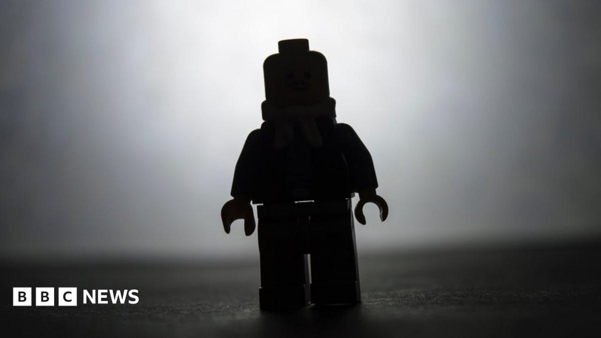 Lego pulls ads on Facebook over 'hate speech' - BBC News