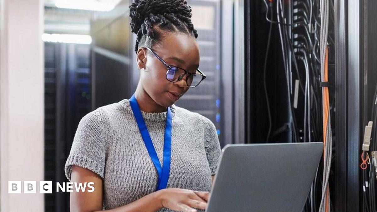 Black women missing from tech industry, says report - BBC News