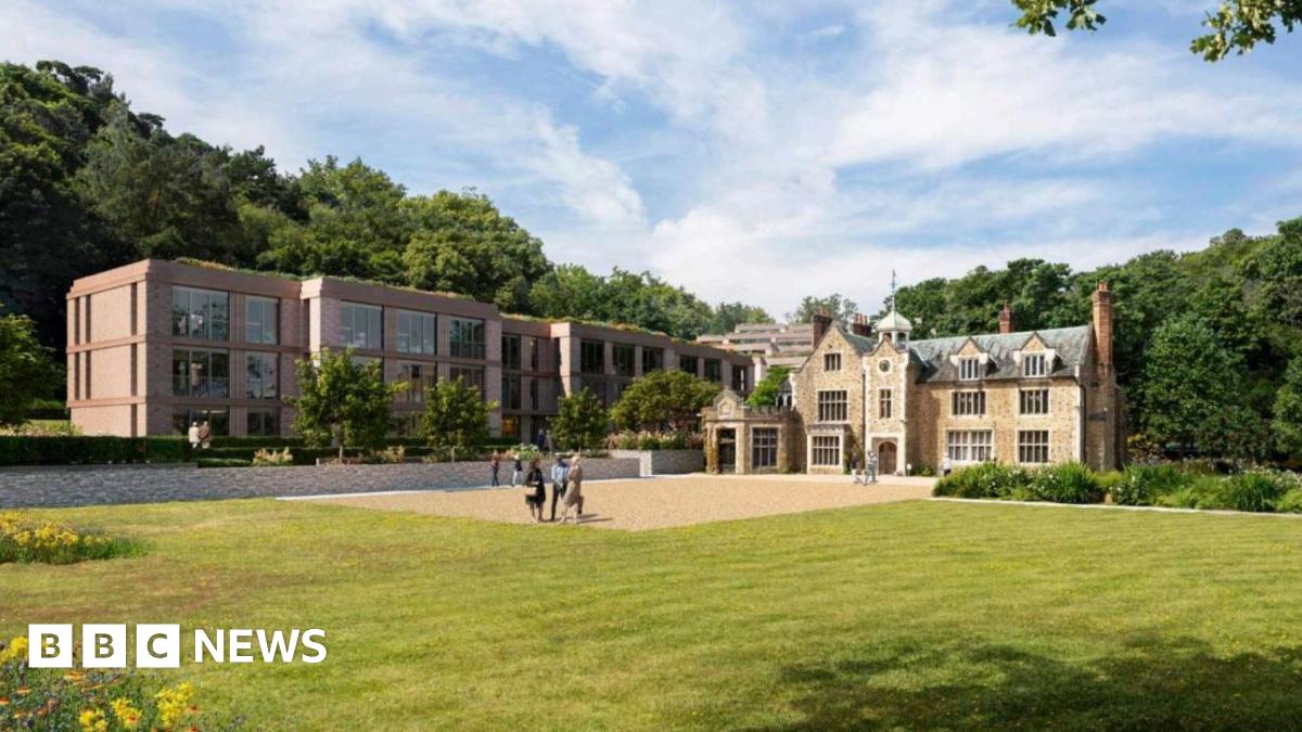 Guildford: Extra housing approved for former university site - BBC News