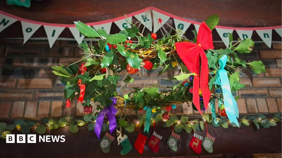 The revival of centuries-old Manx Christmas tradition - BBC News