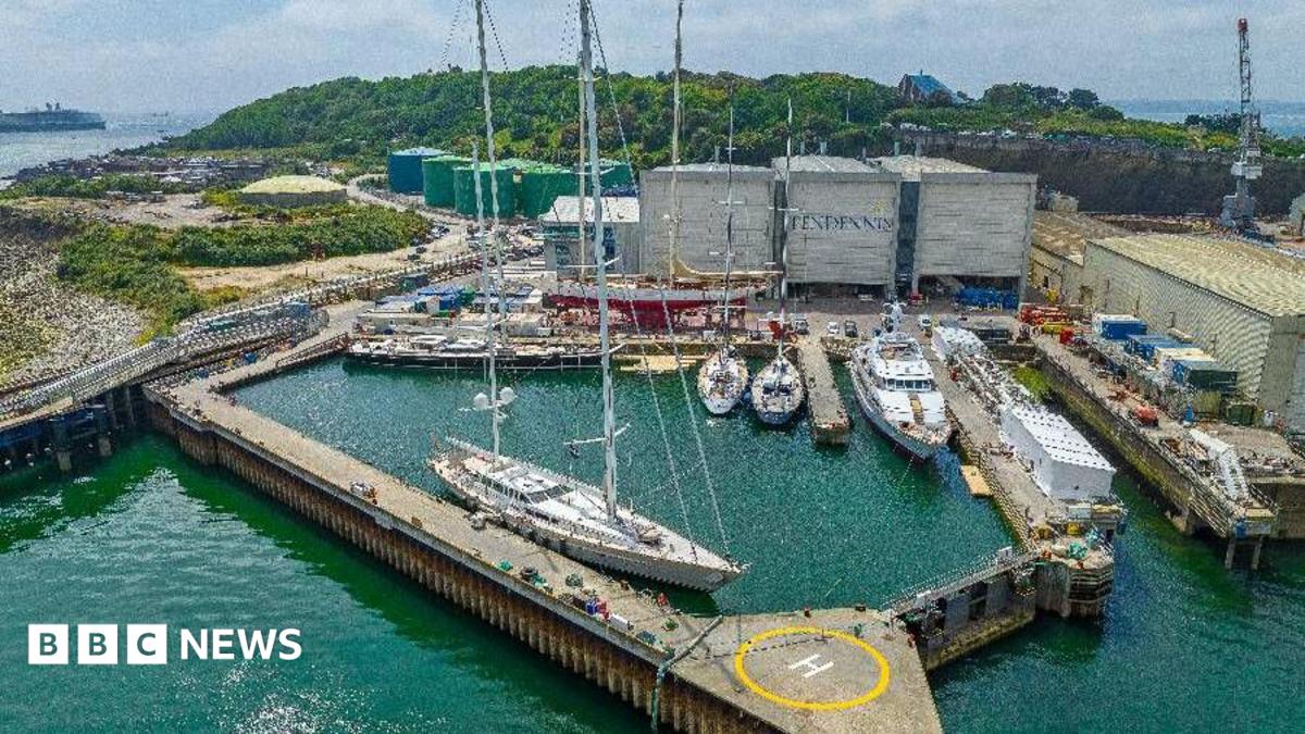 Pendennis Shipyard buys major stake in Cockwells - BBC News