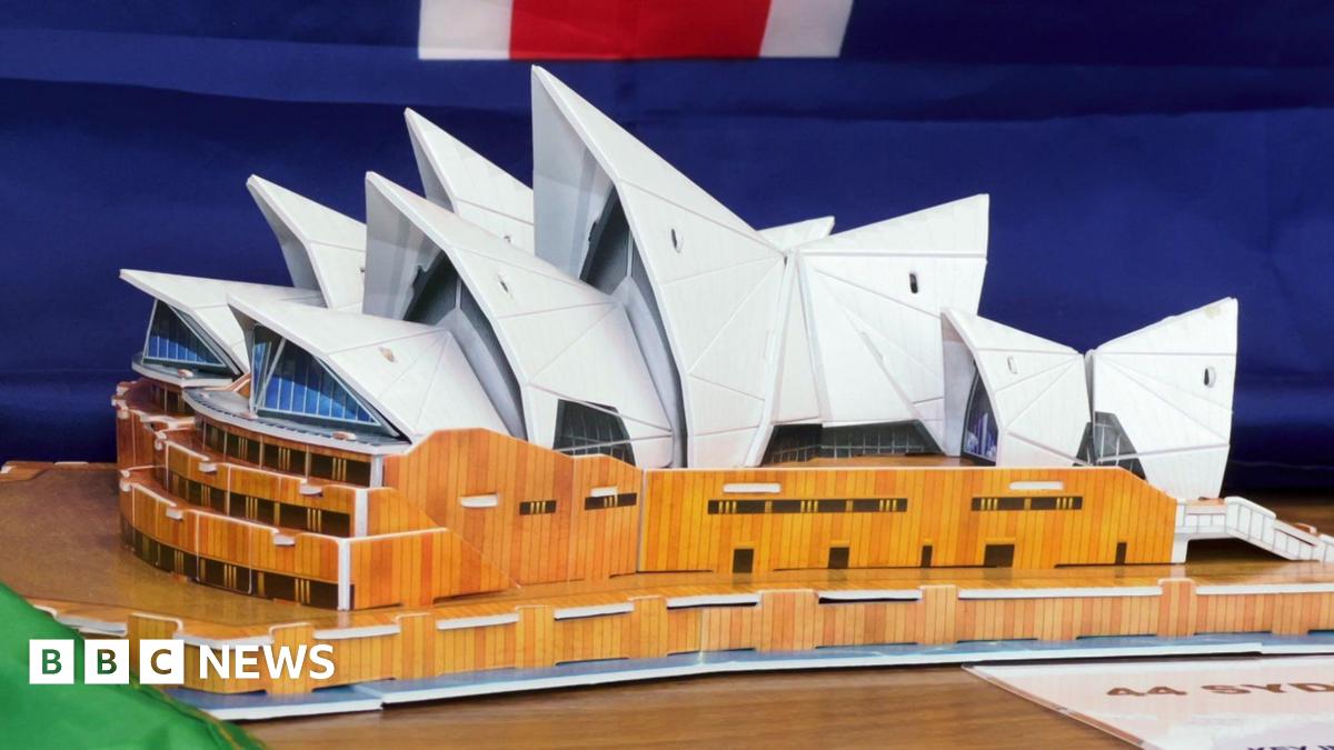 Man launches New Forest model exhibition for Alzheimer's research - BBC ...