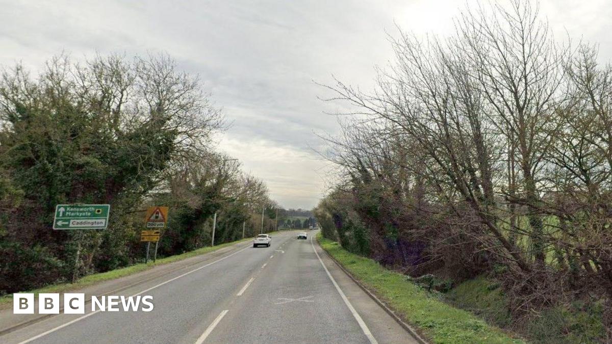 Cyclist seriously hurt in crash with white van in Dunstable area - BBC News