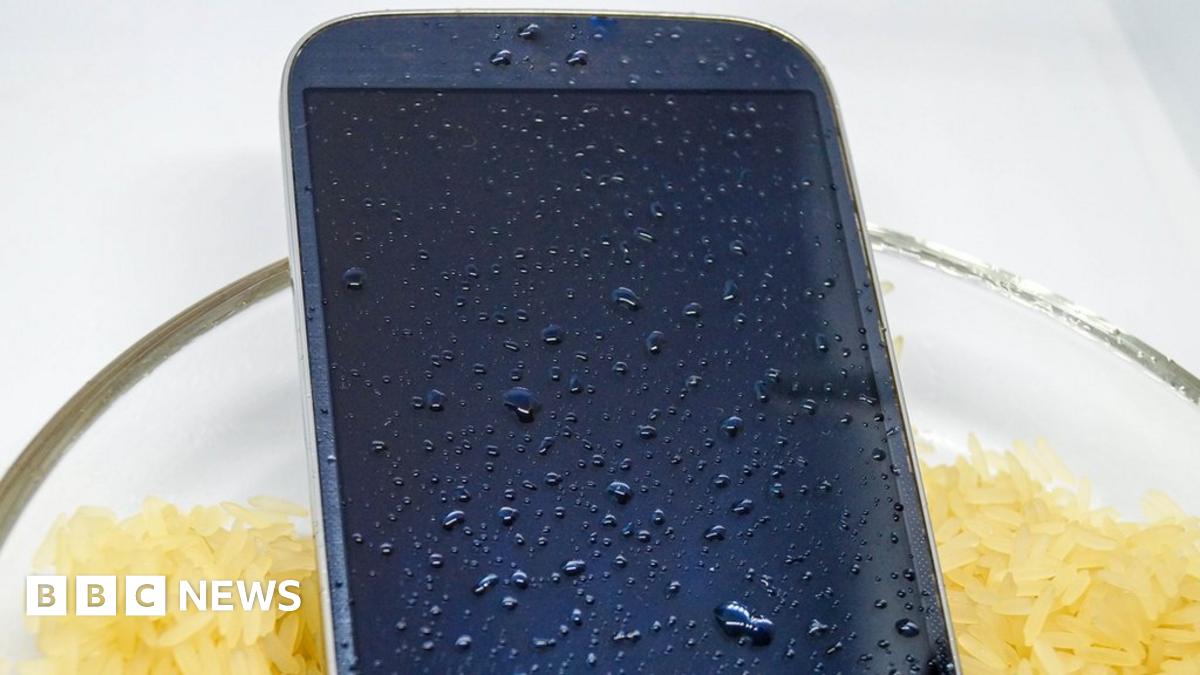 Don't dry your iPhone in a bag of rice, says Apple - BBC News