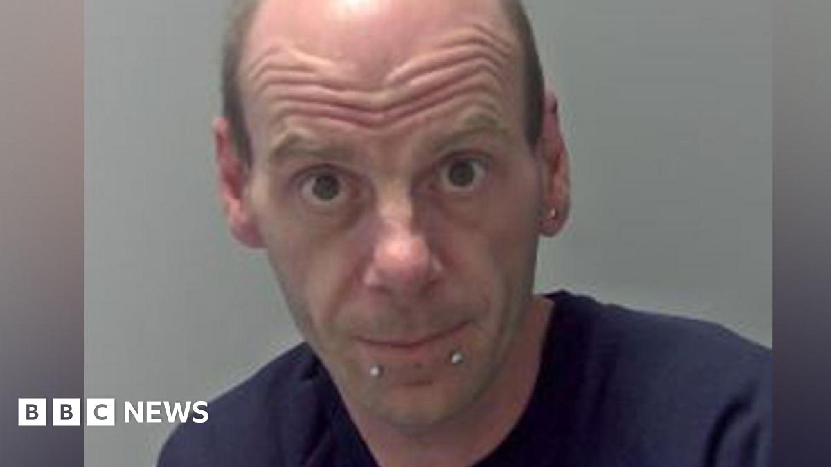 Sudbury serial arsonist jailed for nearly six years - BBC News