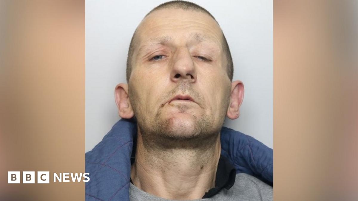 Stephen Paylor: Man who killed friend with 'haymaker' punch jailed ...