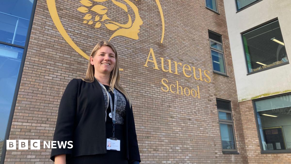 Didcot school achieves first ever 'Good' Ofsted rating - BBC News