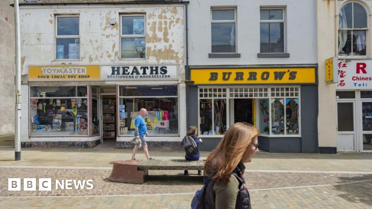 Barrow's 'once-in-a-lifetime' regeneration plan to start - BBC News
