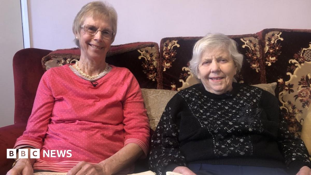Frome Ladies Club closes after 60 years of friendships made - BBC News
