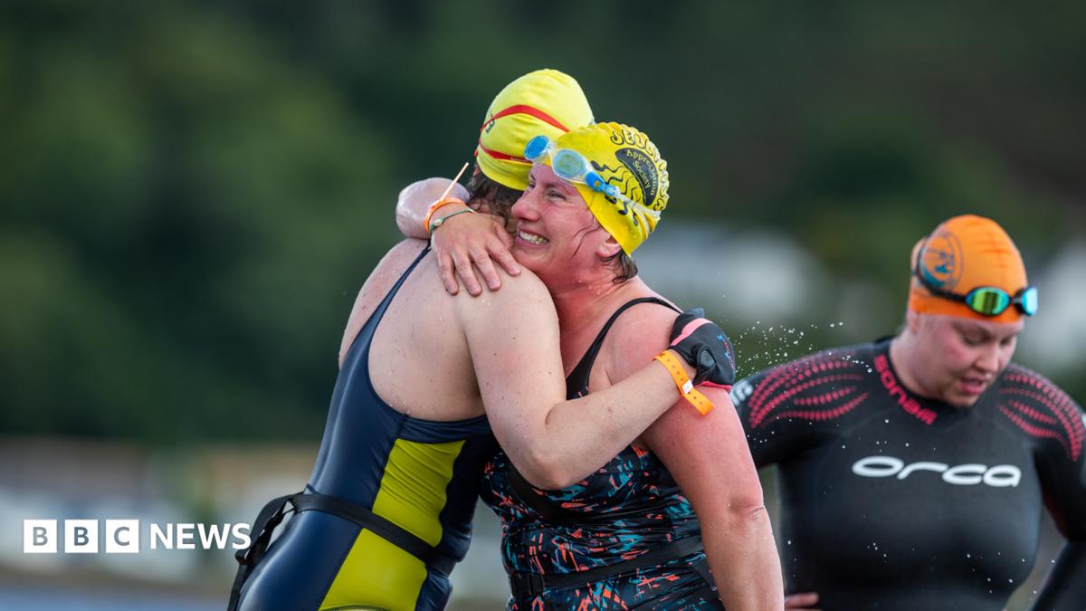 Kessock Ferry Swim returns after 50 years - BBC News