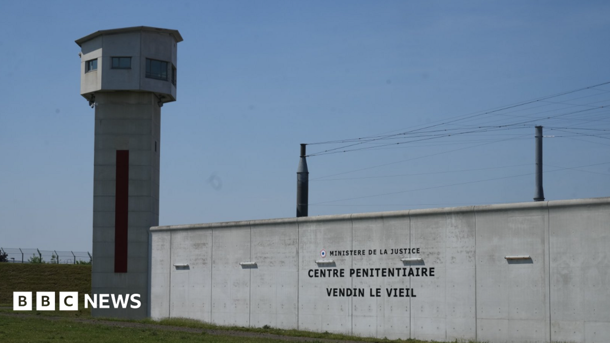 French police launch prison hunt for Chinese-made miniature phones ...