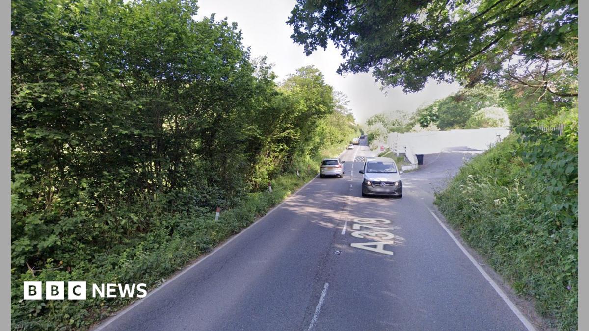 Motorcyclist critical after crash involving a car in Devon - BBC News