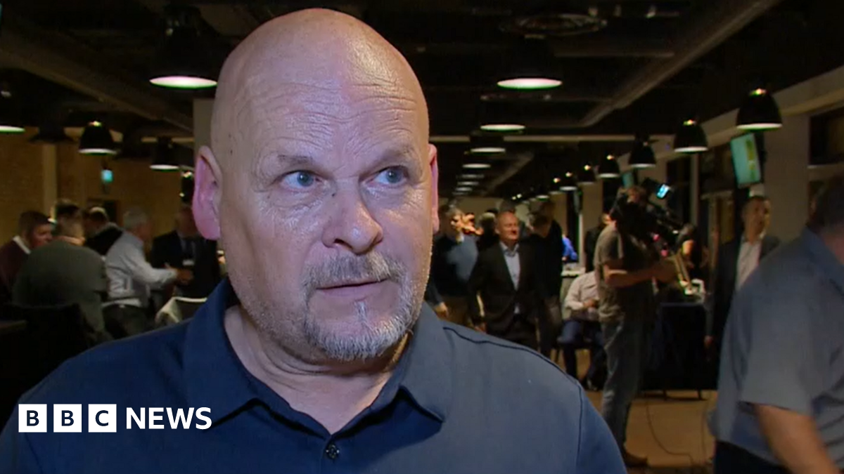 Steve Plant: Tributes to Wolverhampton Wanderers fan and fundraiser ...