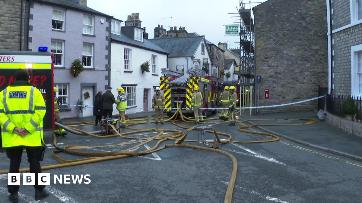 Kirkby Lonsdale fire: 'Weekend of joy' ends in tragedy - BBC News