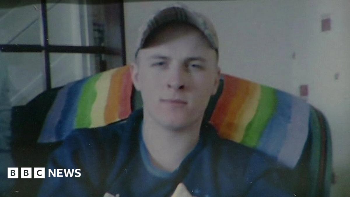 Steven Colwell inquest: Judge to demand medical notes - BBC News