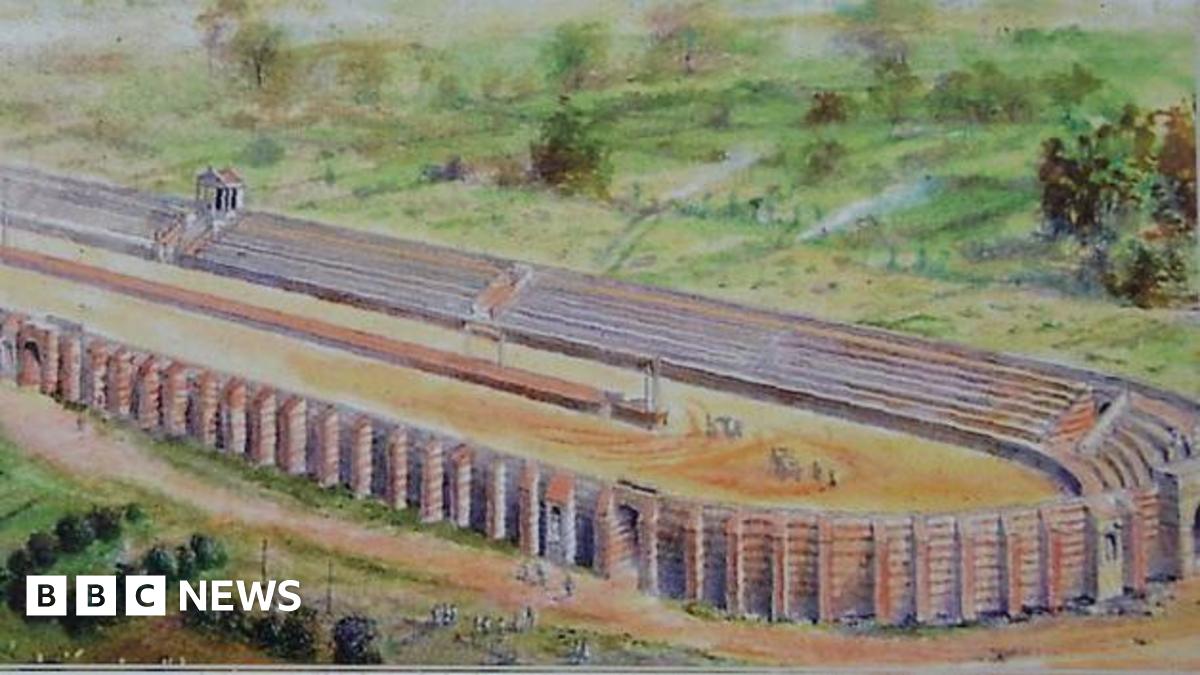 Colchester Roman circus site homes rejected by council - BBC News