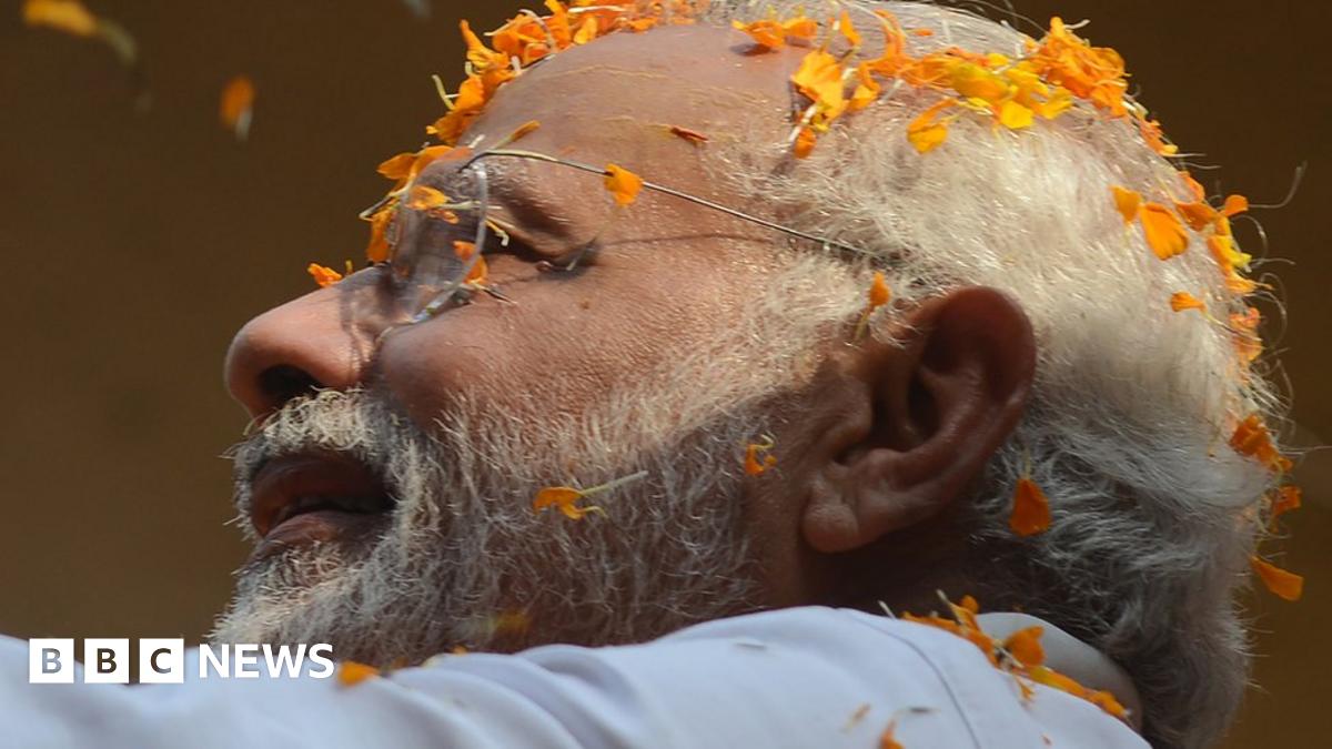 India elections: Decisive victory for Modi's BJP in Uttar Pradesh - BBC ...