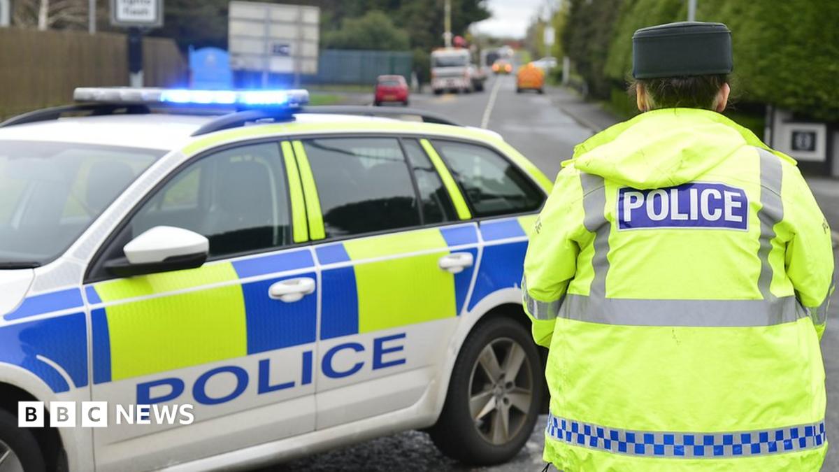 Belfast: Man escapes police custody after arrest in Falls Road area ...