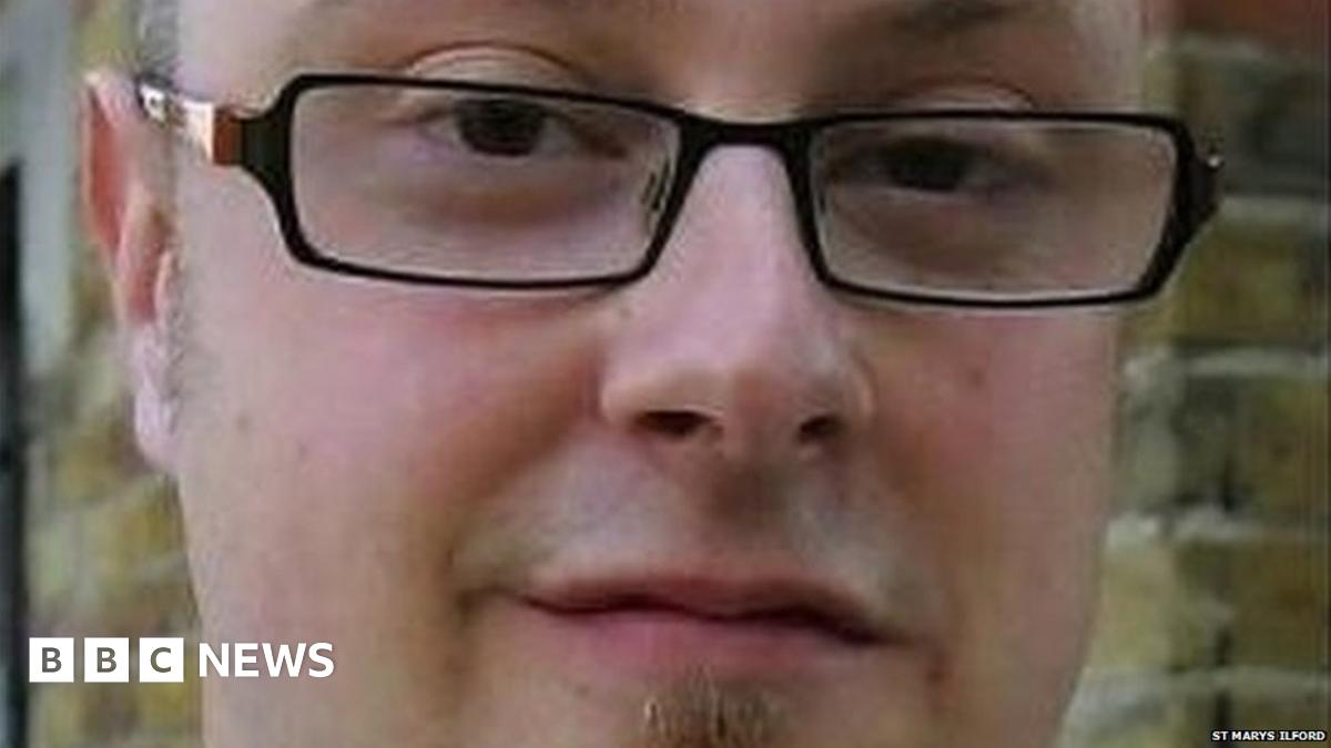 Drunken priest suspended after trying to bite paramedic - BBC News