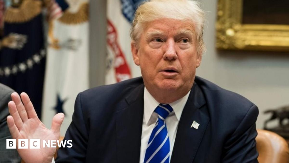 Hurricane Maria: Trump defends Puerto Rico response - BBC News