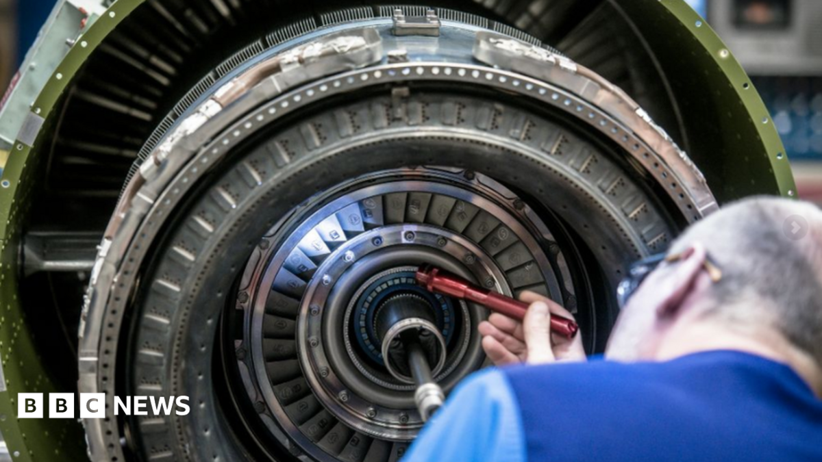 GKN: Greg Clark under fire for 'last minute' Melrose demands - BBC News