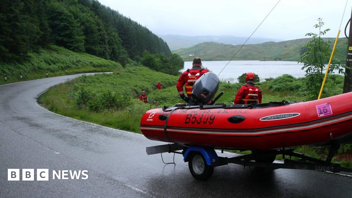 Two children die as car crashes into loch near Oban - BBC News