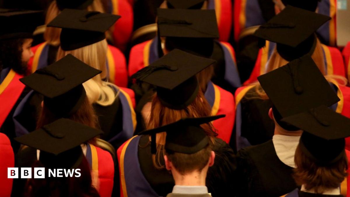 More than 600 students waiting on university finances - BBC News