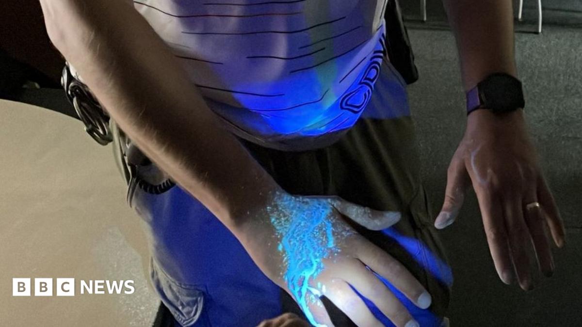 Shop staff given spray that cannot be washed off to combat thieves ...