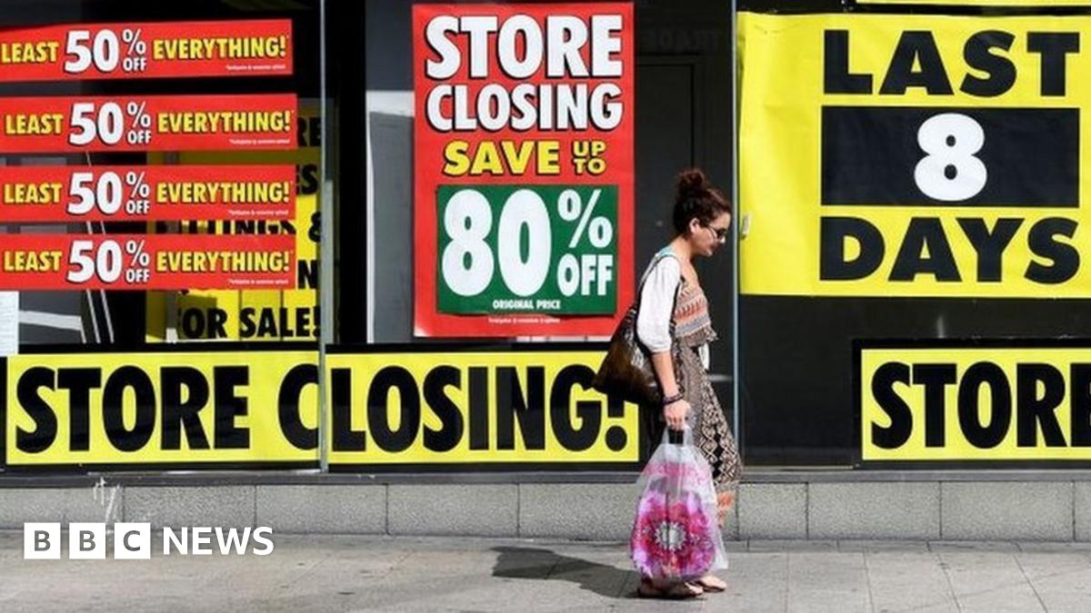 Retailers shut 2,700 shops in first half of the year - BBC News