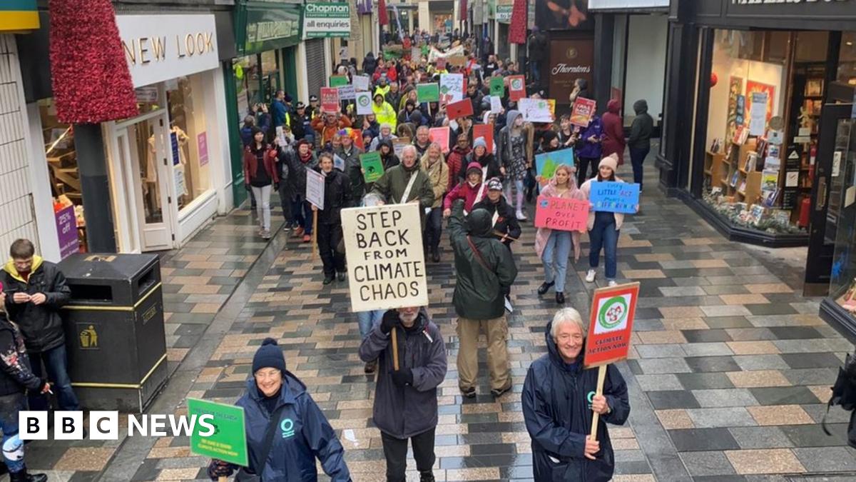 Isle of Man march joins global protests in 'gesture of solidarity ...