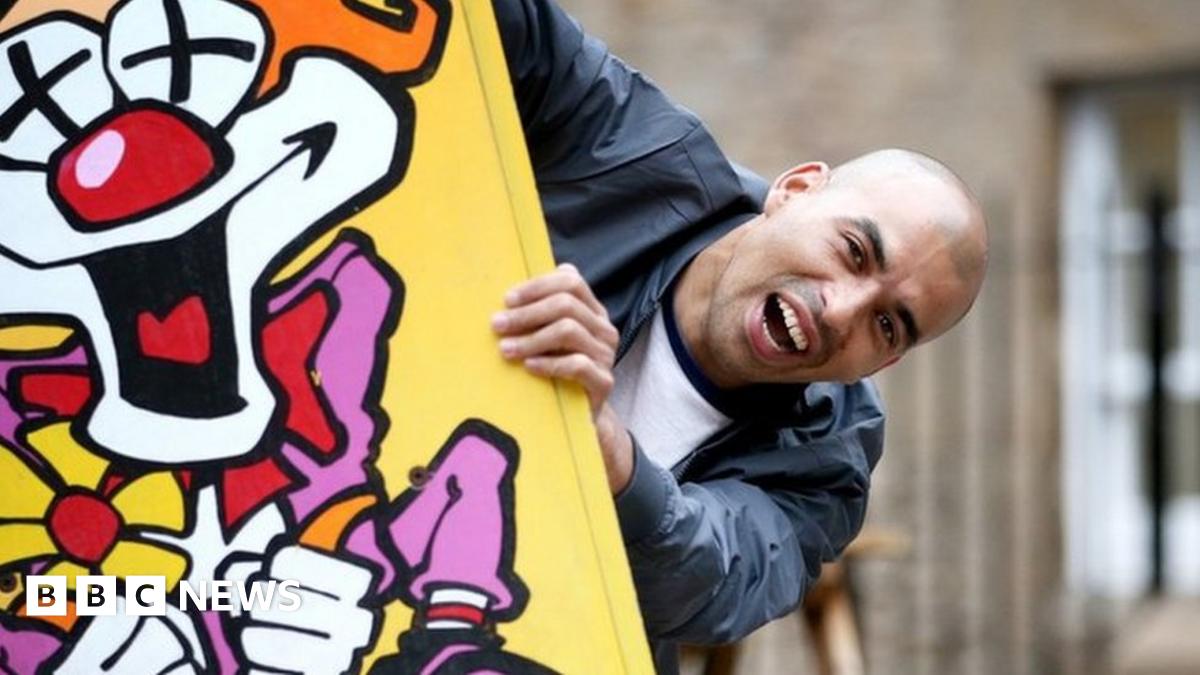 Edinburgh Fringe funniest joke: Masai Graham wins with food pun - BBC News