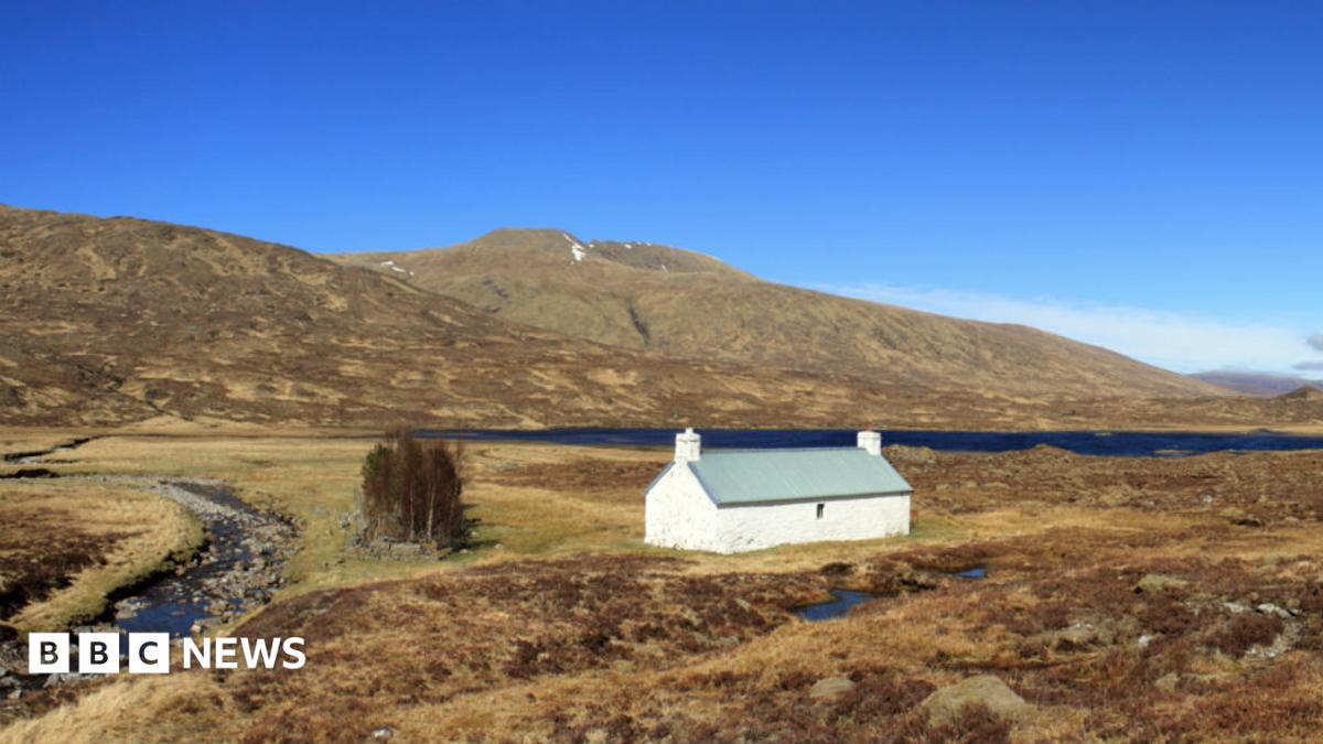 Bothy-bagging: Scotland's best-kept secrets revealed - BBC News