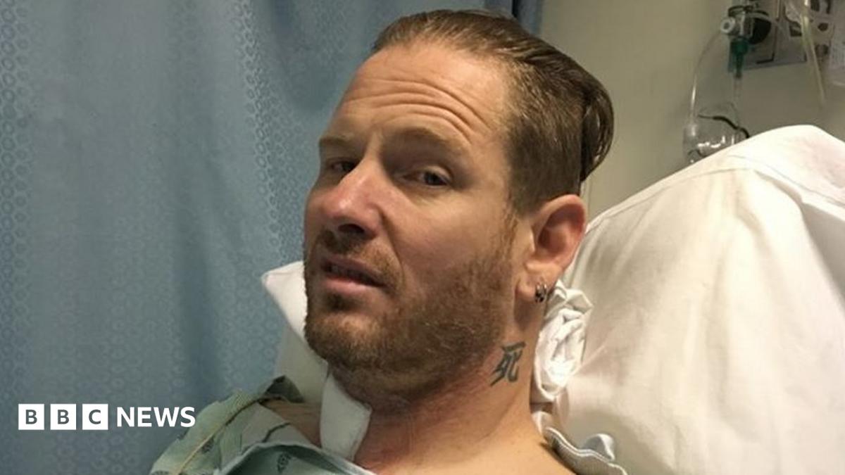 Slipknot singer has surgery on his neck, which he didn't realise he'd ...