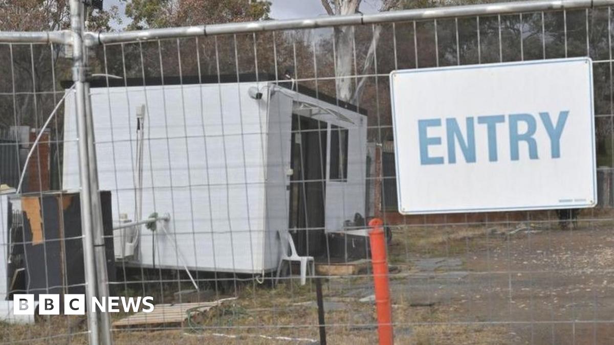 Russian diplomat squats near Australia parliament in embassy lease row ...