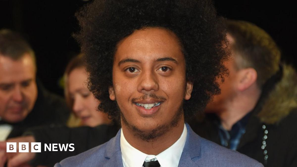 Benidorm star's 'joyful' story wins children's book prize - BBC News